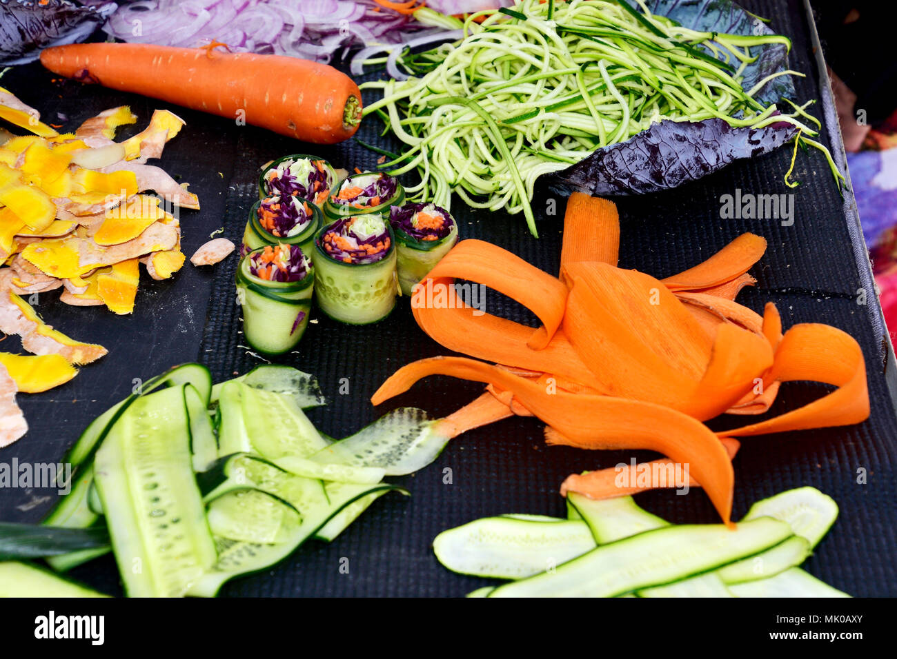 Shredded carrots cooking hi-res stock photography and images - Alamy