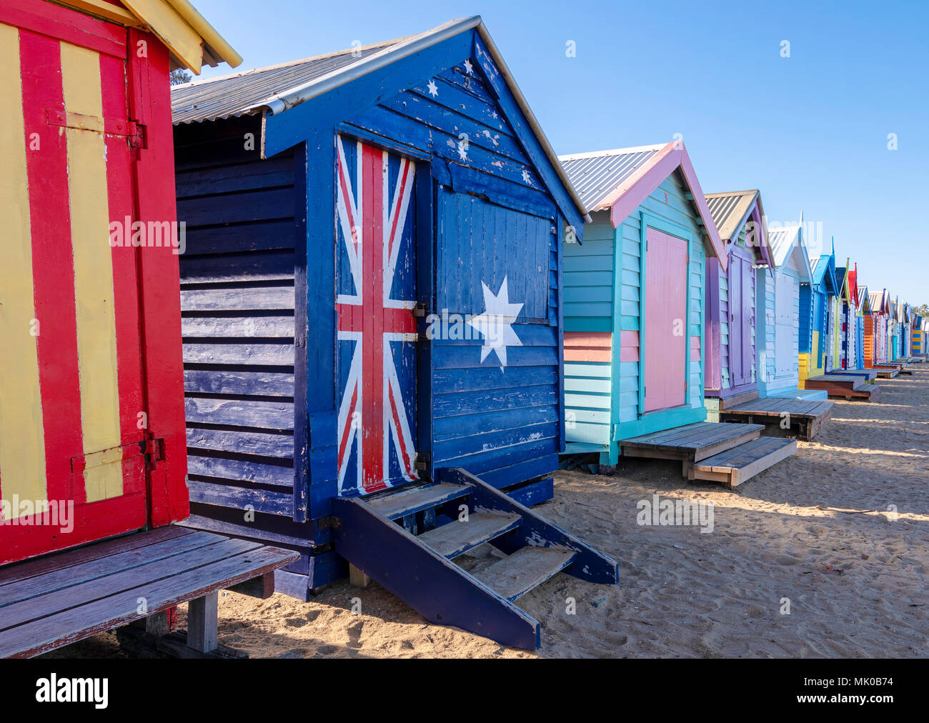 Beach bathing huts hi-res stock photography and images - Alamy