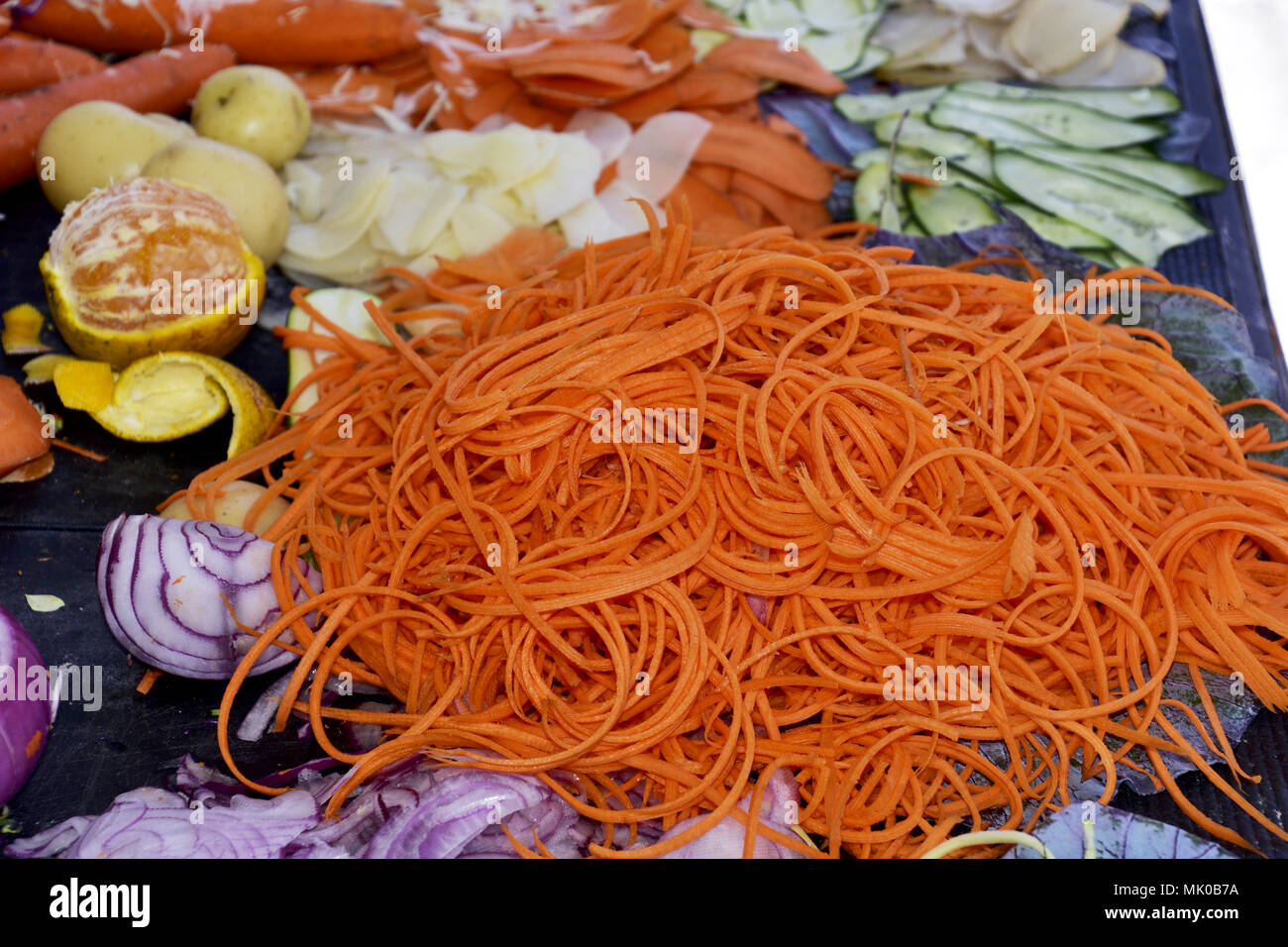 SHREDDED VEGETABLES ON DISPLAY AT A MARKET Stock Photo - Alamy