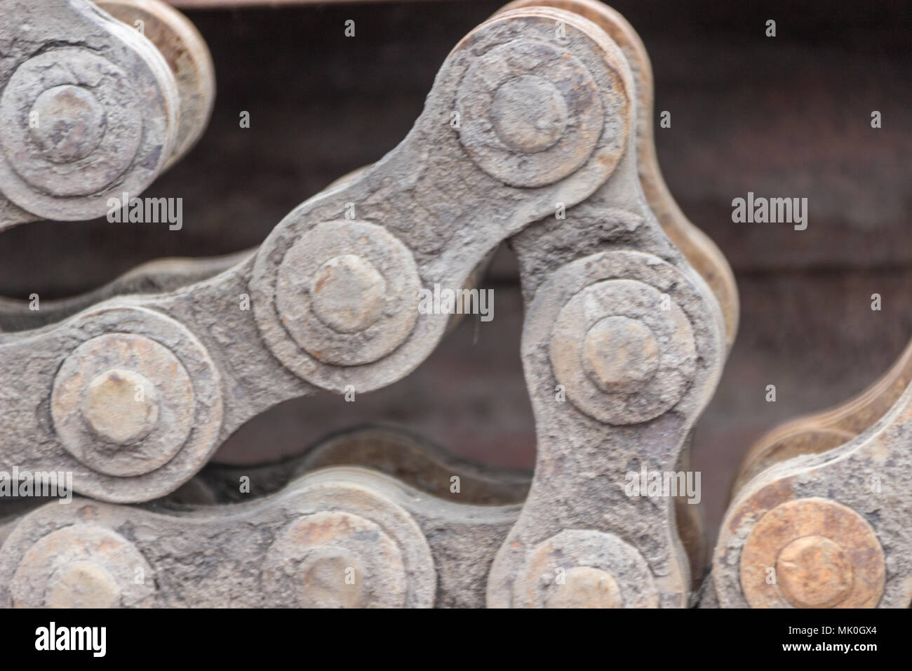 Rusty chain of a lifting mechanism, close-up Stock Photo - Alamy