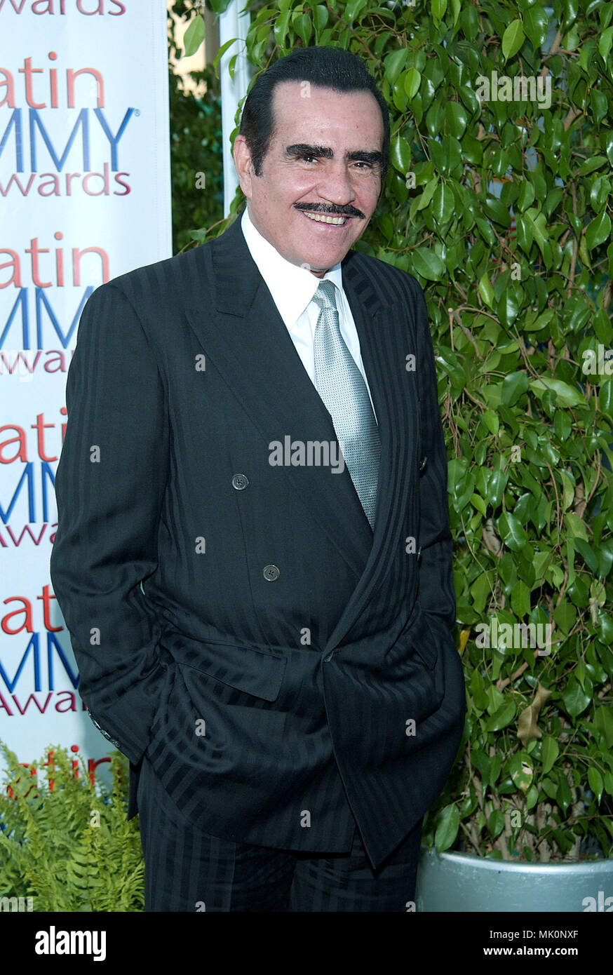 Vincente Fernandez arriving at the 3rd Annual Latin Grammys Awards at ...