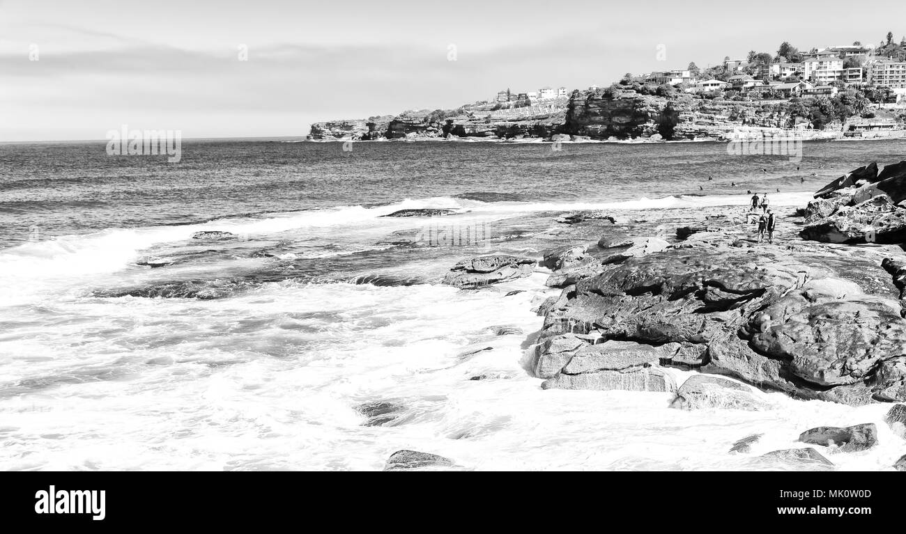 Cronulla Beach Rock Pool Stock Photos & Cronulla Beach Rock Pool Stock ...