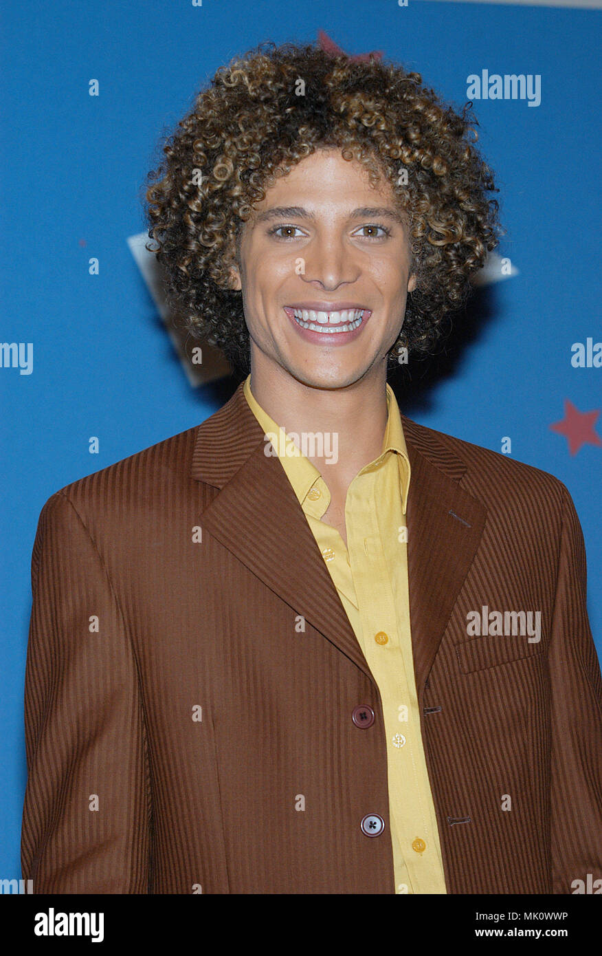 Justin Guarini backstage at the American Idol Grand Finale Part One at ...