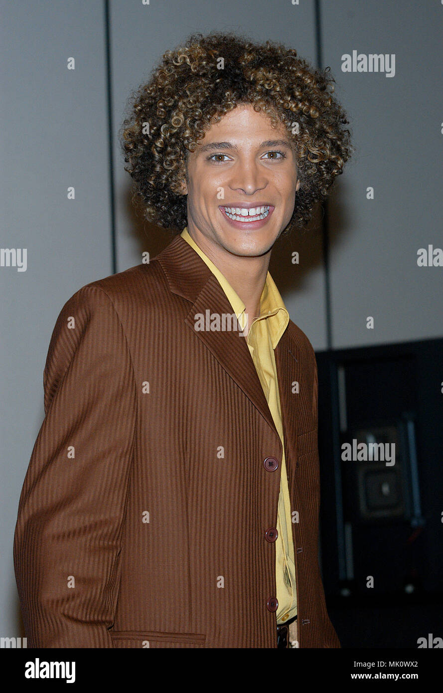 Justin Guarini backstage at the American Idol Grand Finale Part One at ...