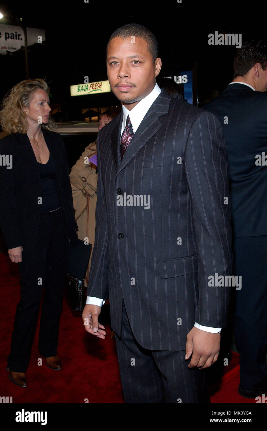 Terrence Howard arriving at the premiere of Hart's War at the Mann ...