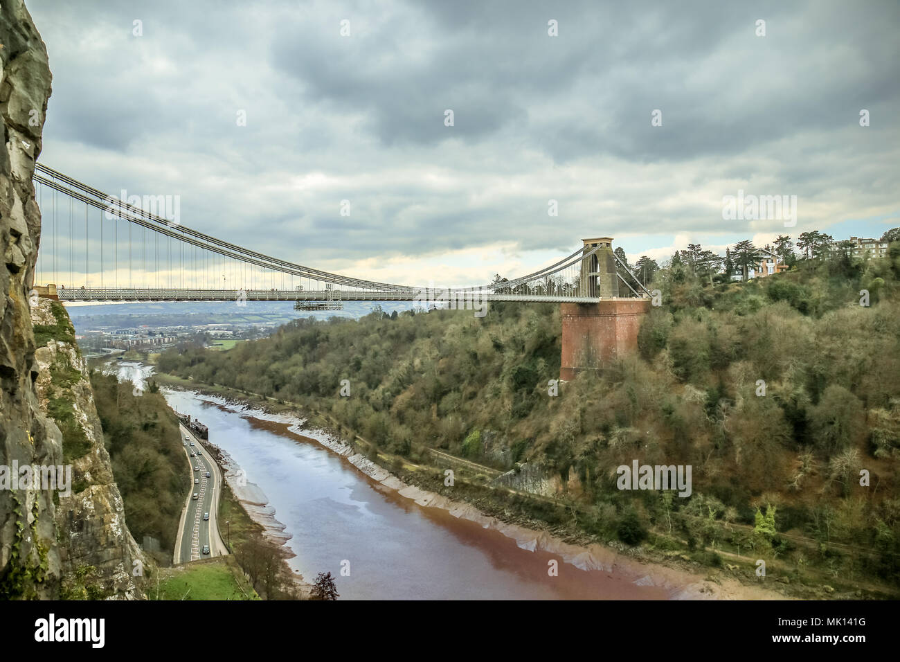 Overcast day at Clifton Suspension Bridge in Bristol Stock Photo - Alamy