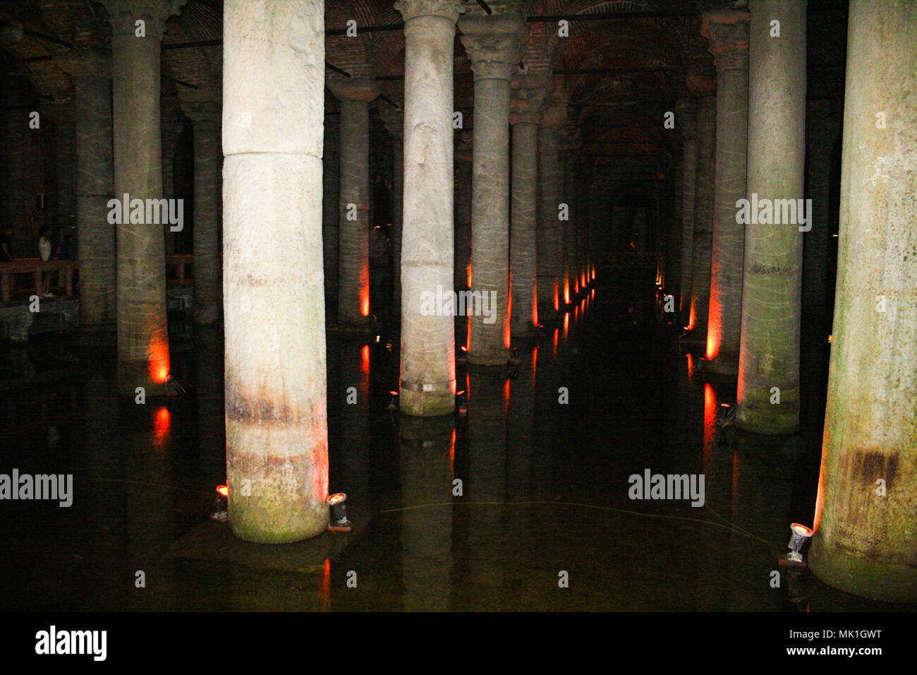 The subterranean cistern in turkish Yerebatan Sarnici in Istanbul ...