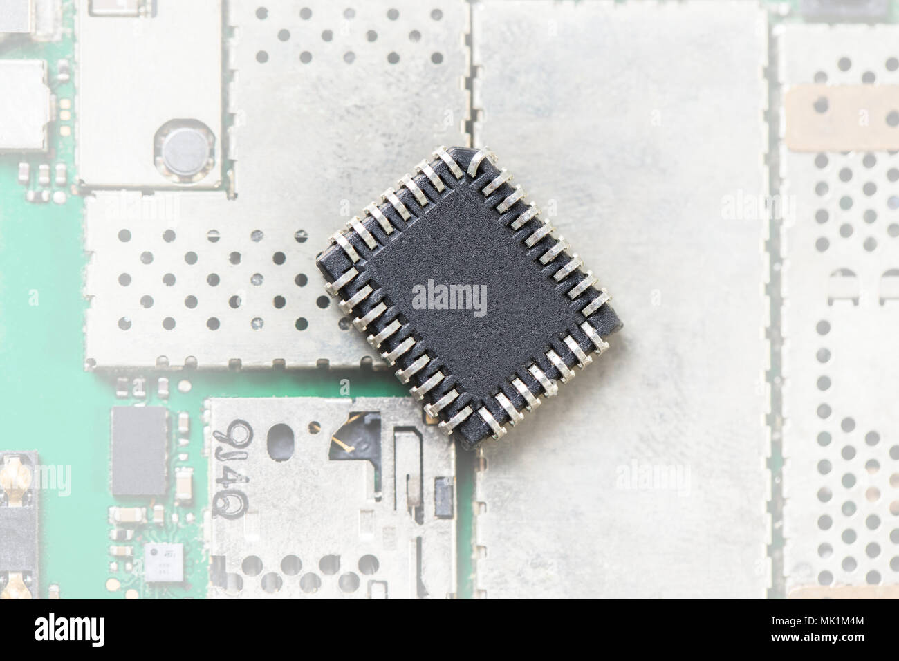 Disassembled electronic device hi-res stock photography and images - Alamy