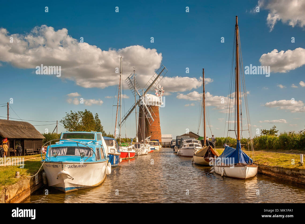 Horsey wind pump hi-res stock photography and images - Alamy