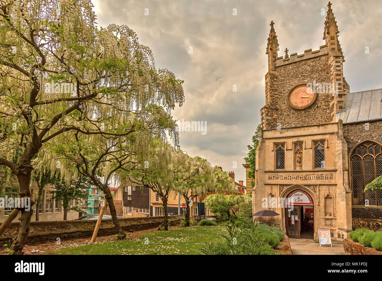 St michael at plea clock tower hi-res stock photography and images - Alamy