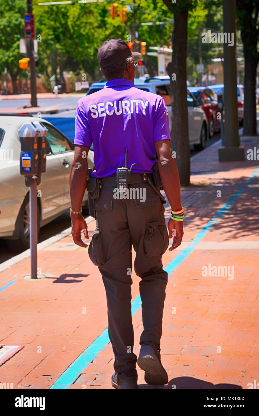 Unarmed man hi-res stock photography and images - Alamy