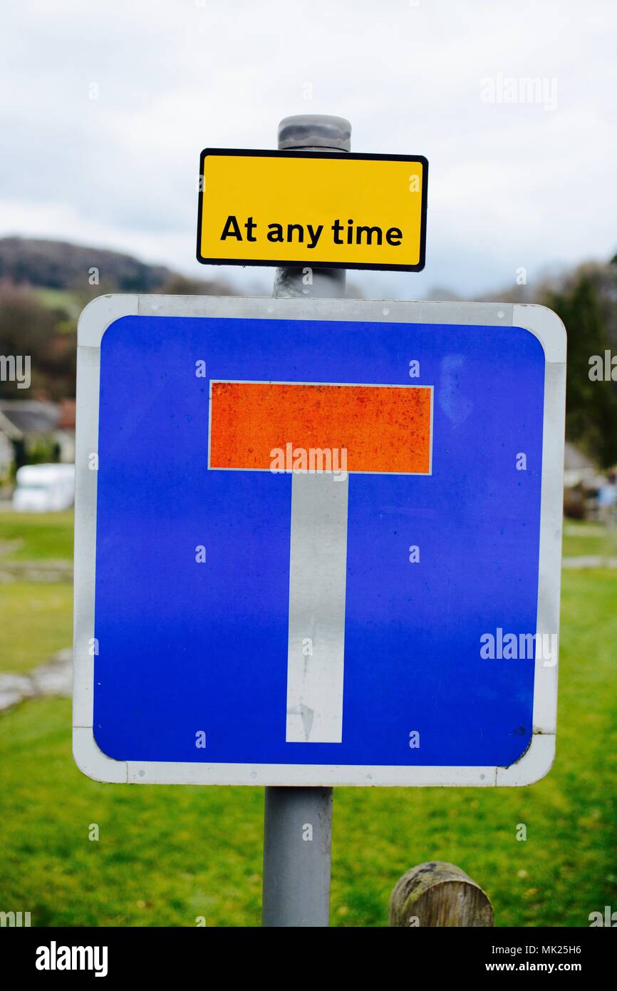 Countryside Blue No through road T sign Stock Photo - Alamy