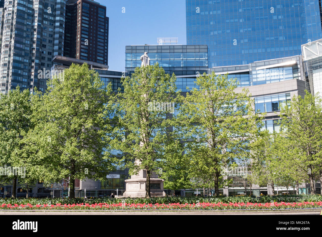 Nyc circle hi-res stock photography and images - Alamy