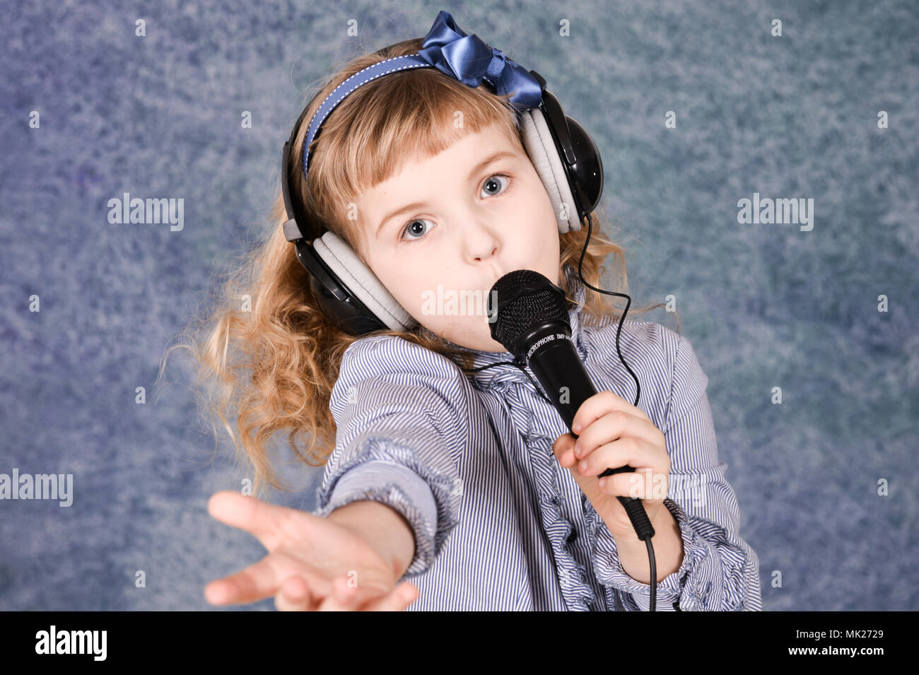 Childhood home singer hi-res stock photography and images - Alamy