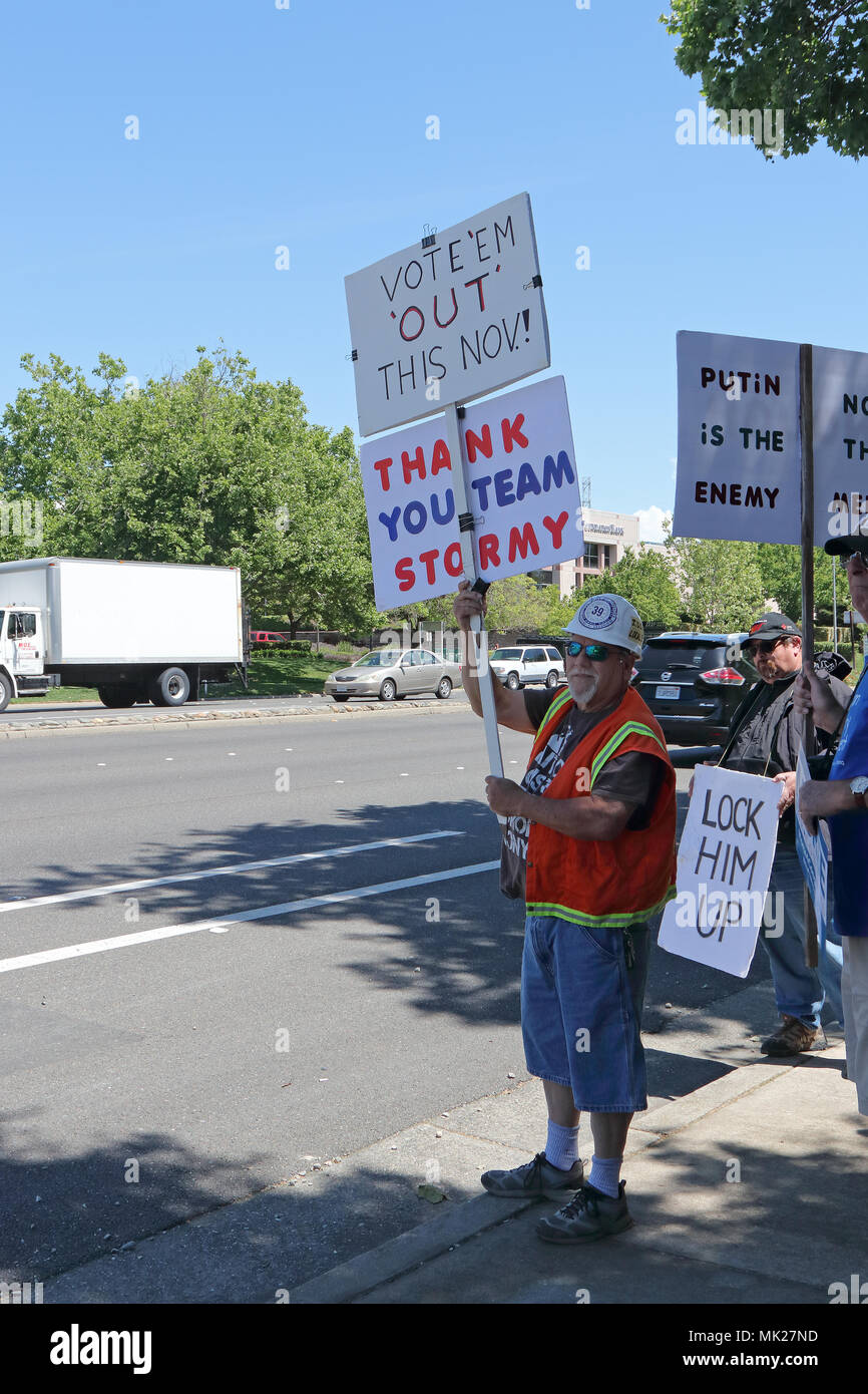 California vector flag hi-res stock photography and images - Alamy