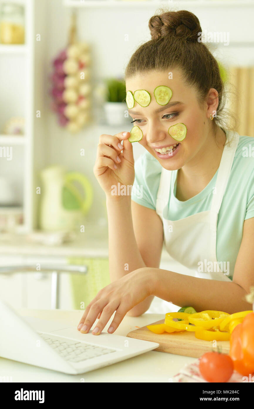 young girl in the kitchen Stock Photo - Alamy