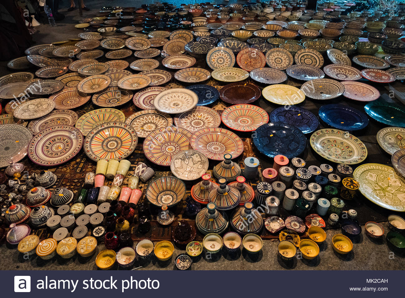 Ceramic Plate With Arabic Pattern Stock Photos & Ceramic Plate With ...