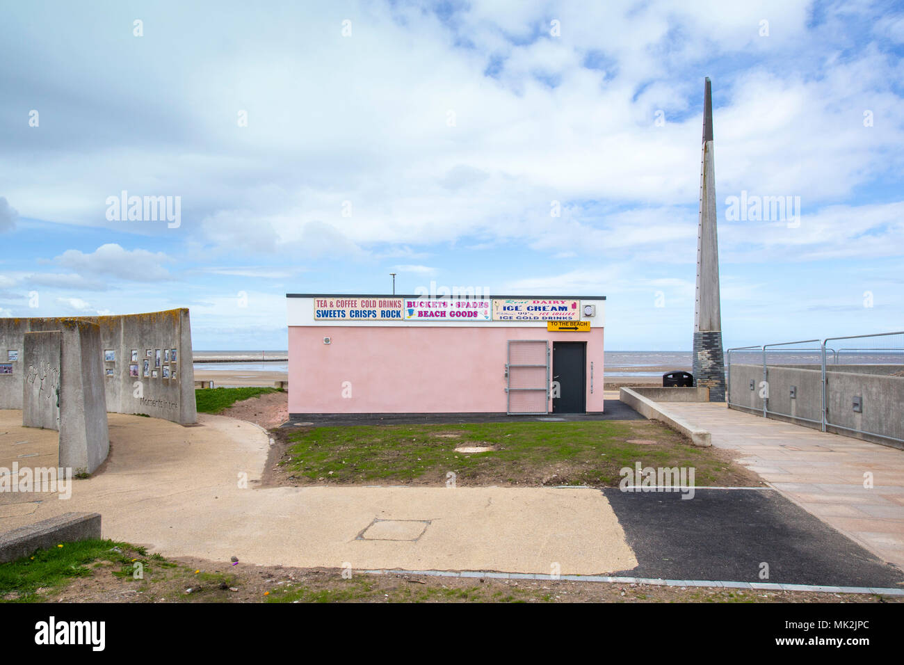 Rhyl seafront hi-res stock photography and images - Alamy