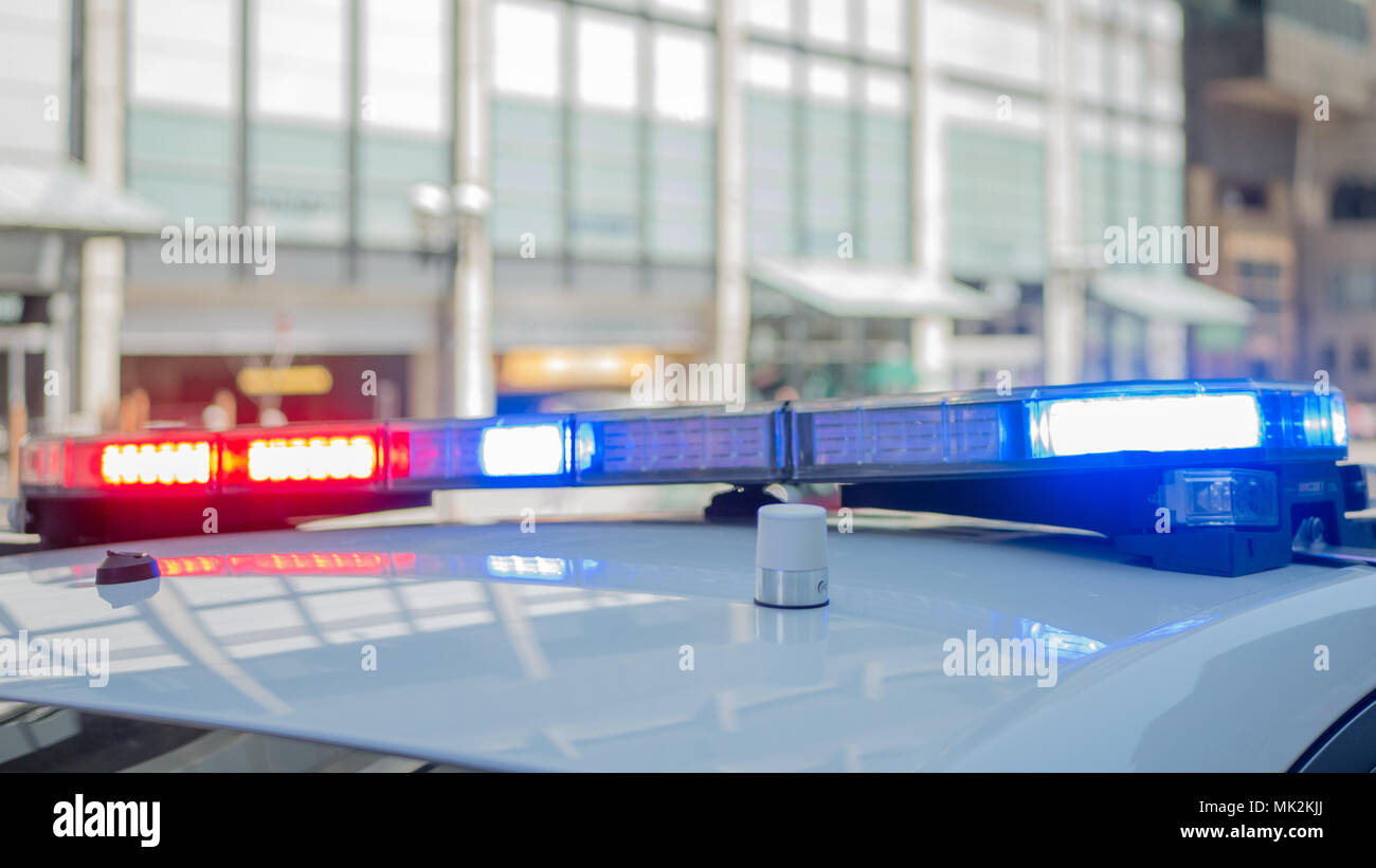 Police car responds to an emergency Stock Photo - Alamy
