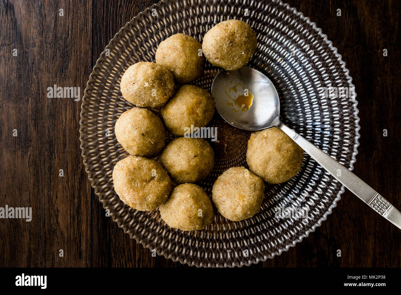 icli kofte / Boiled kibbeh / Quibe with butter sauce. Homemade Food ...