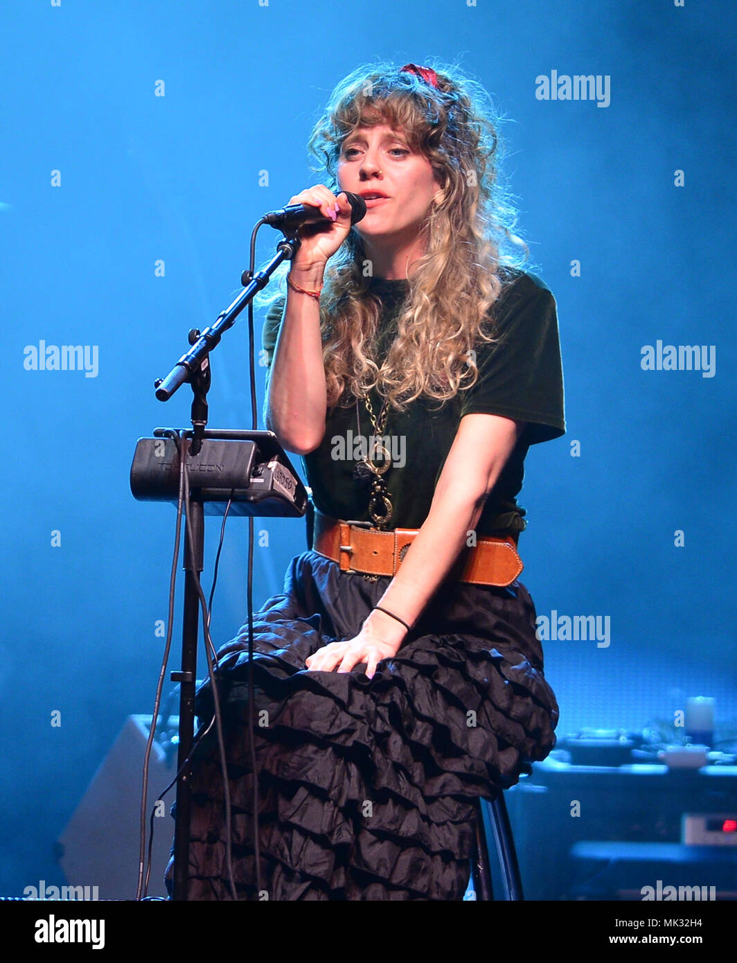 Hollywood, FL, USA. 05th May, 2018. Singer-songwriter Doe Paoro perform ...