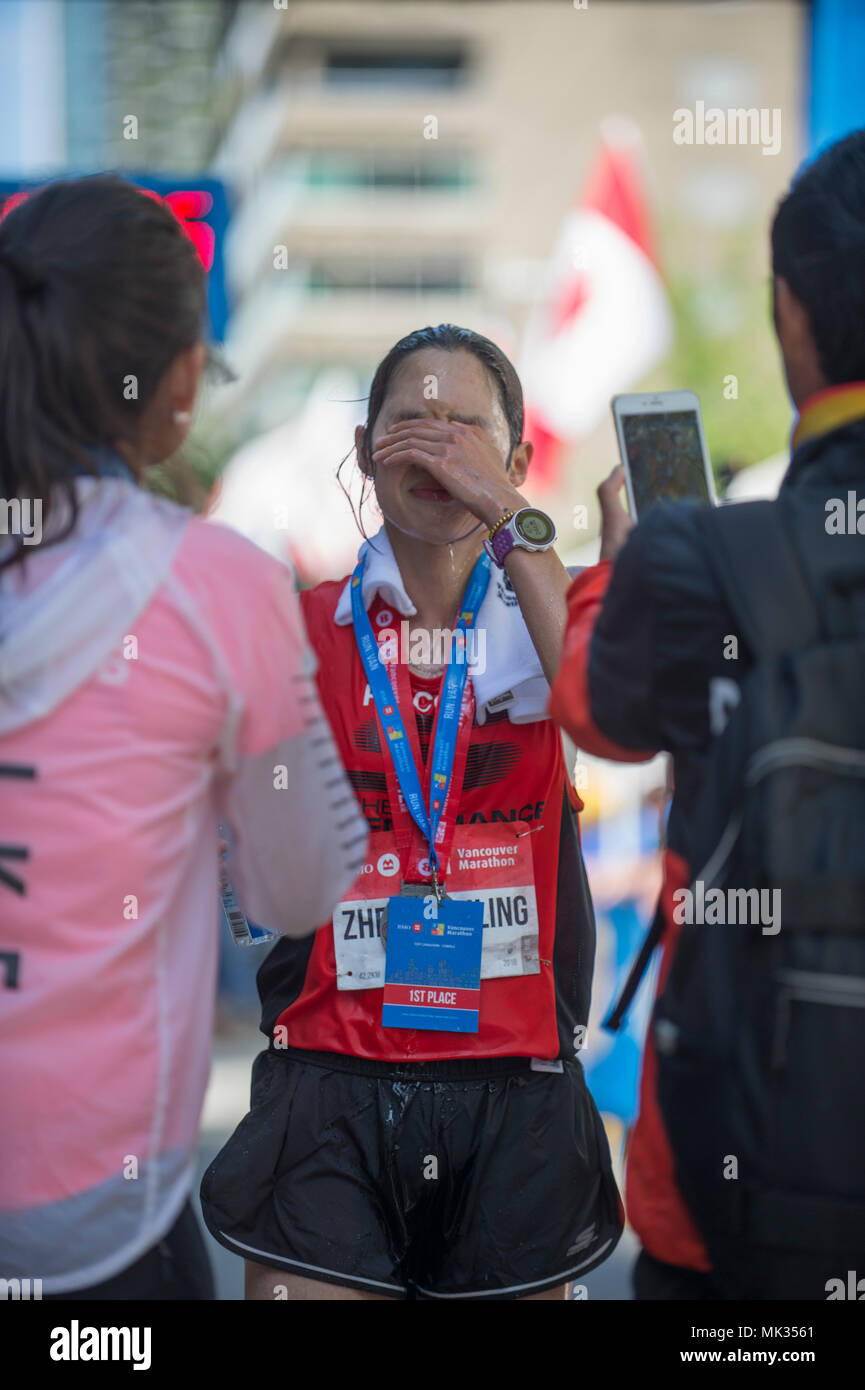 Zhiling zheng hi-res stock photography and images - Alamy
