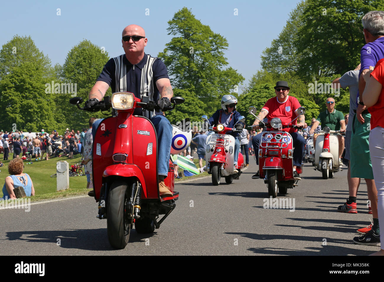 Classic vespas hi-res stock photography and images - Alamy
