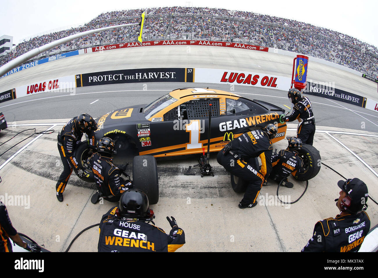 Dover, Delaware, USA. 6th May, 2018. Jamie McMurray (1) brings his car ...