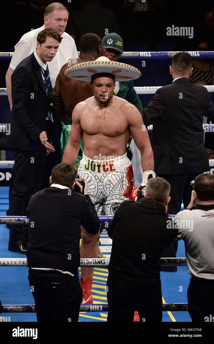 Professional boxing match hi-res stock photography and images - Alamy