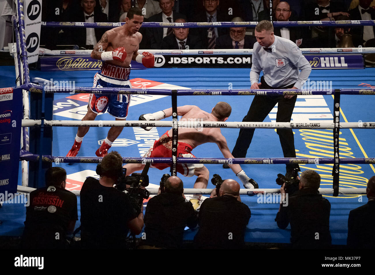 London, UK. 5th May, 2018. Paul Butler vs Emmanuel Rodriguez boxing ...
