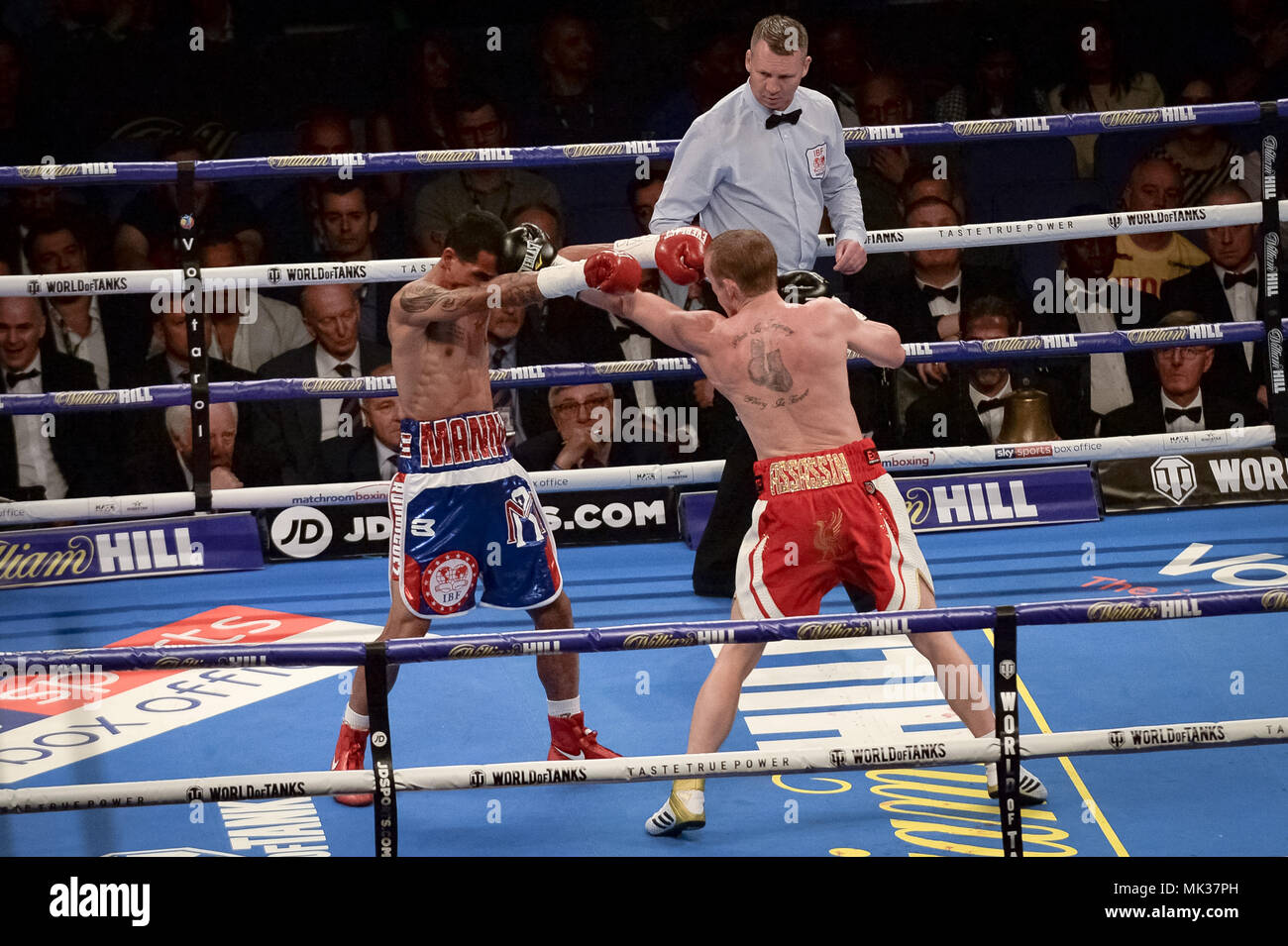 Paul butler boxer hi-res stock photography and images - Alamy