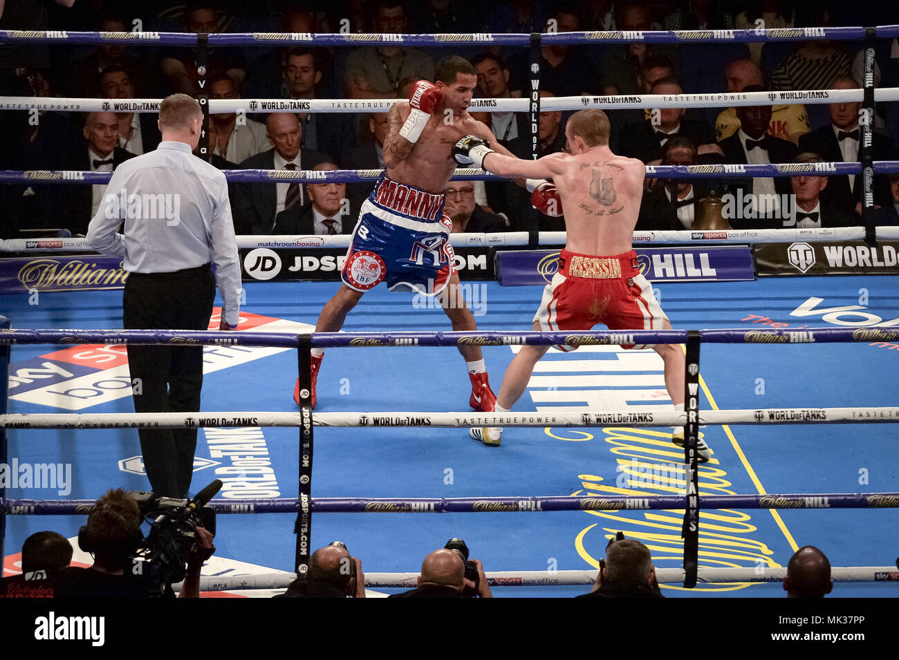 London, UK. 5th May, 2018. Paul Butler vs Emmanuel Rodriguez boxing ...