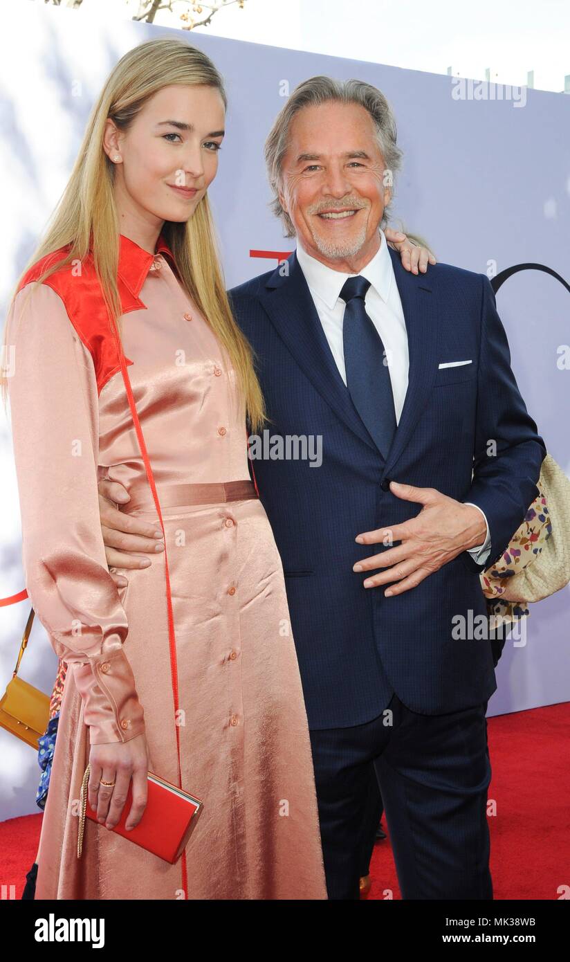 Dakota Johnson Grace Johnson