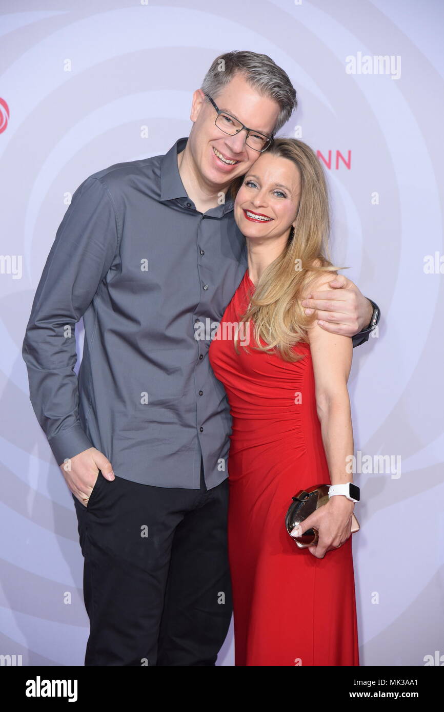 Frank thelen hi-res stock photography and images - Alamy