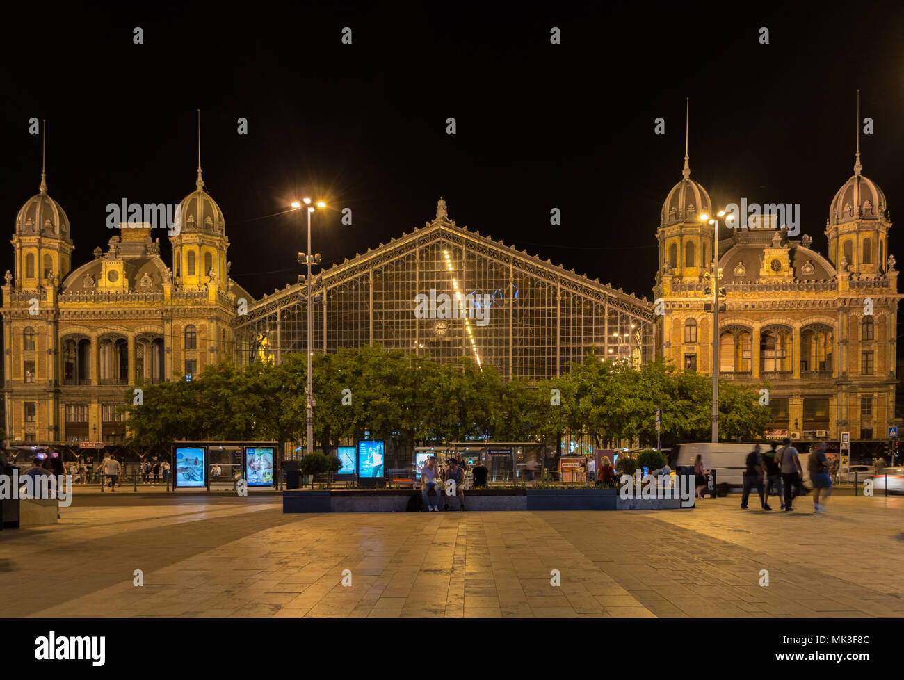 BUDAPEST, HUNGARY - MAY 5, 2018: Nyugati railway station at night in ...