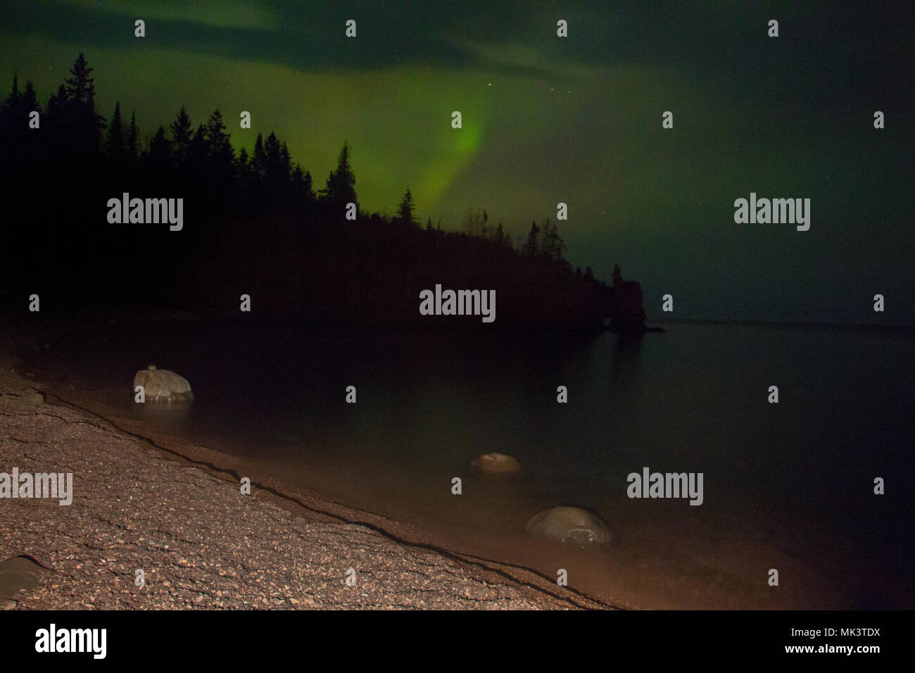 Minnesota lake night northern lights hi-res stock photography and ...