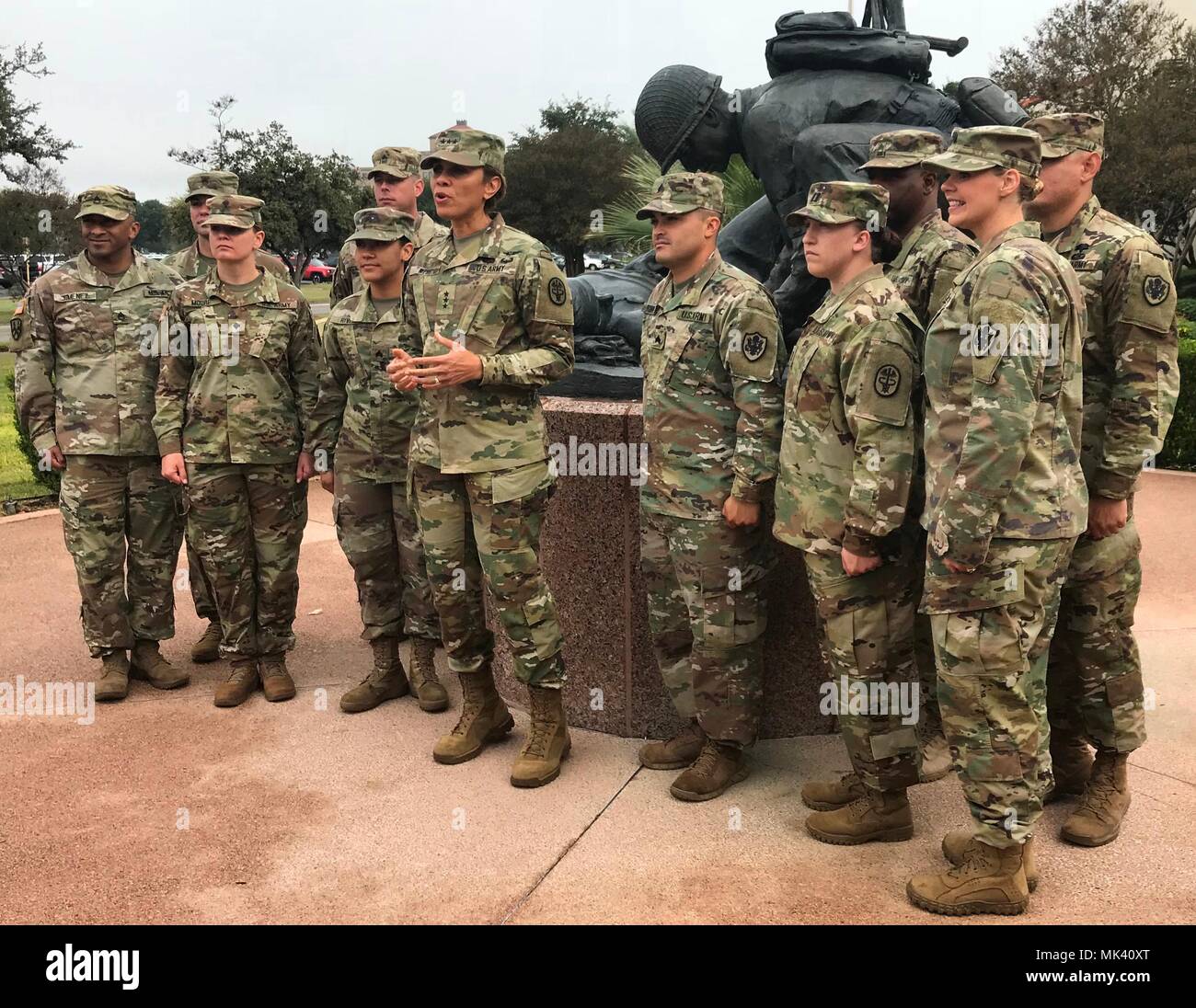 FORT SAM HOUSTON, TEXAS - The Army Surgeon General and Commander U.S ...