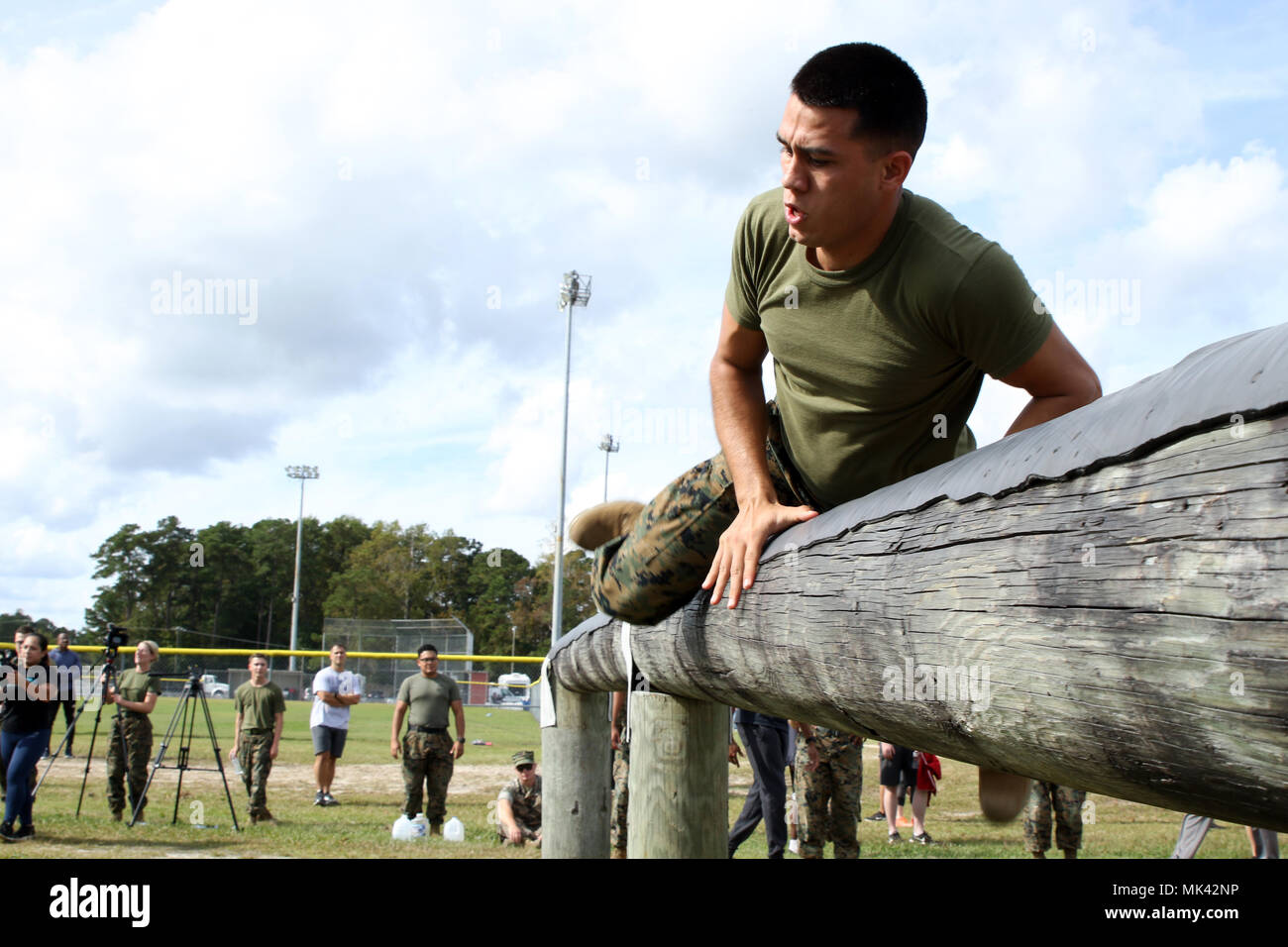 Service dog relay hi-res stock photography and images - Alamy