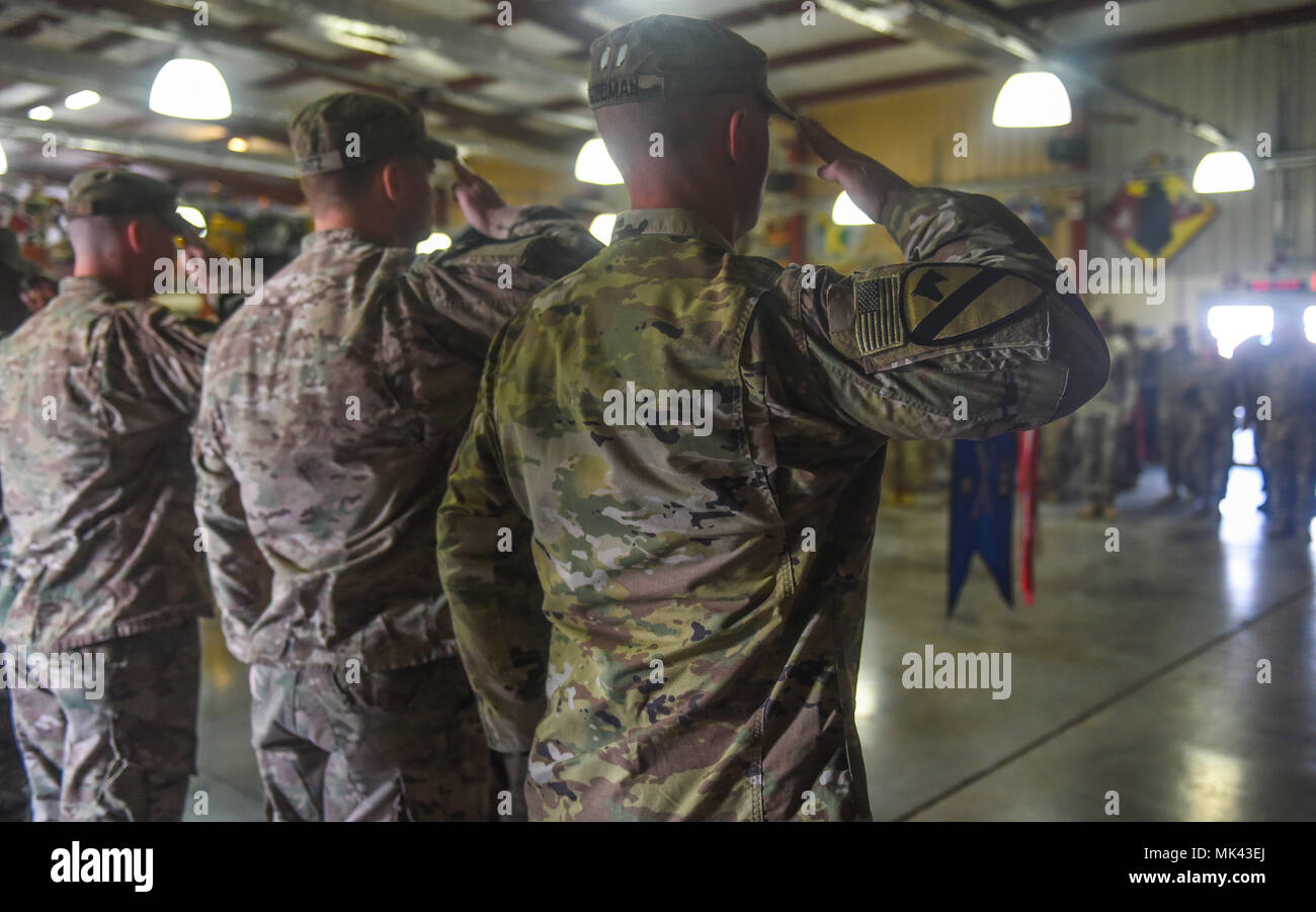 U.S. Army Soldiers assigned to the 1st Battalion, 153rd Infantry ...