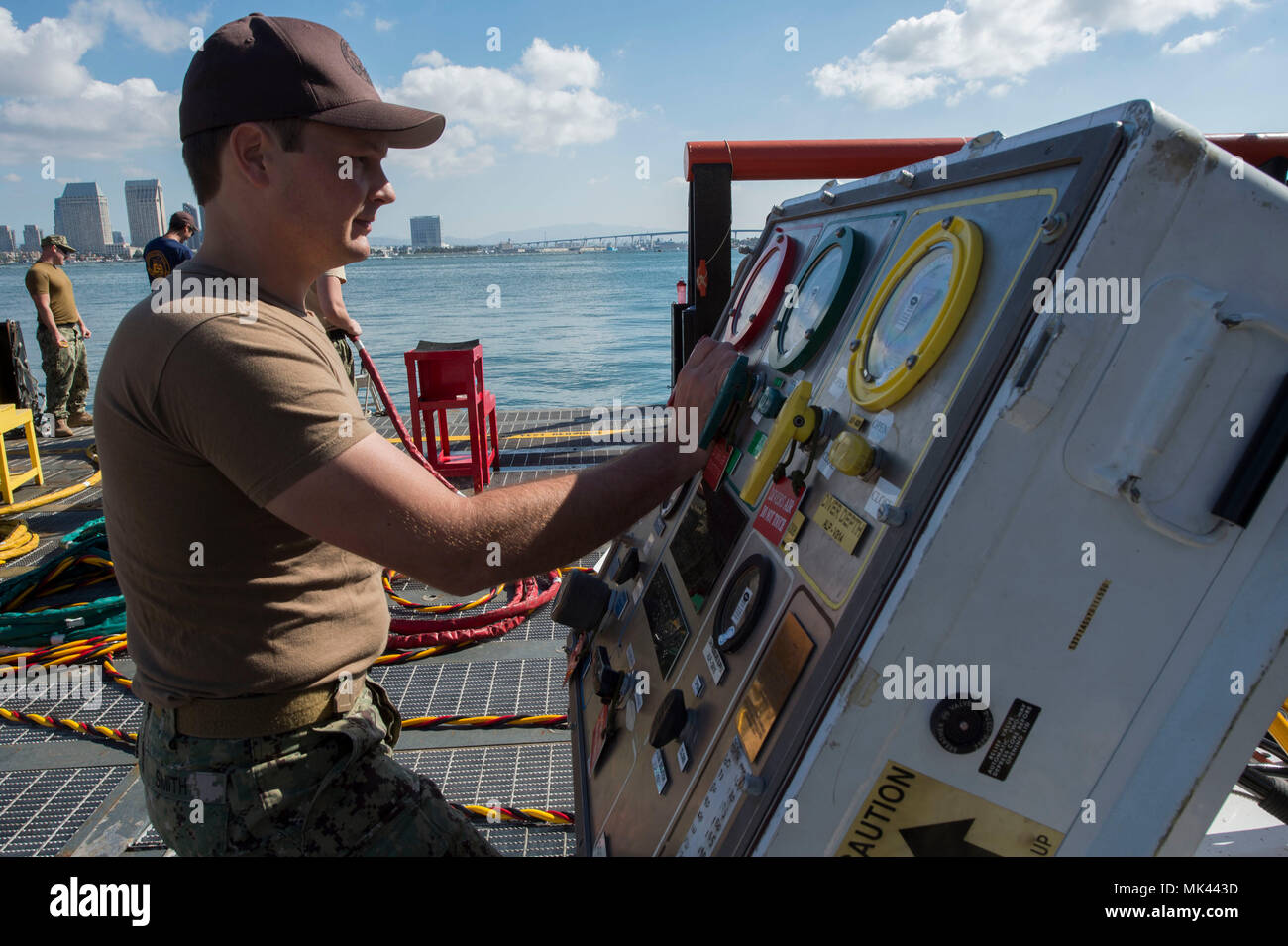 171104-N-WR119-025 SAN DIEGO (November 4, 2017) Navy Diver 1st Class ...