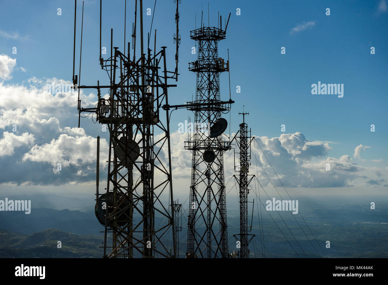 Airmen with the 85th Engineering Installation Squadron, Keesler Air ...
