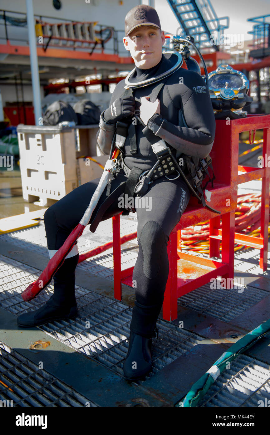 SAN DIEGO (Nov. 04, 2017) Navy Diver 1st Class Joshua Tomolak, attached ...