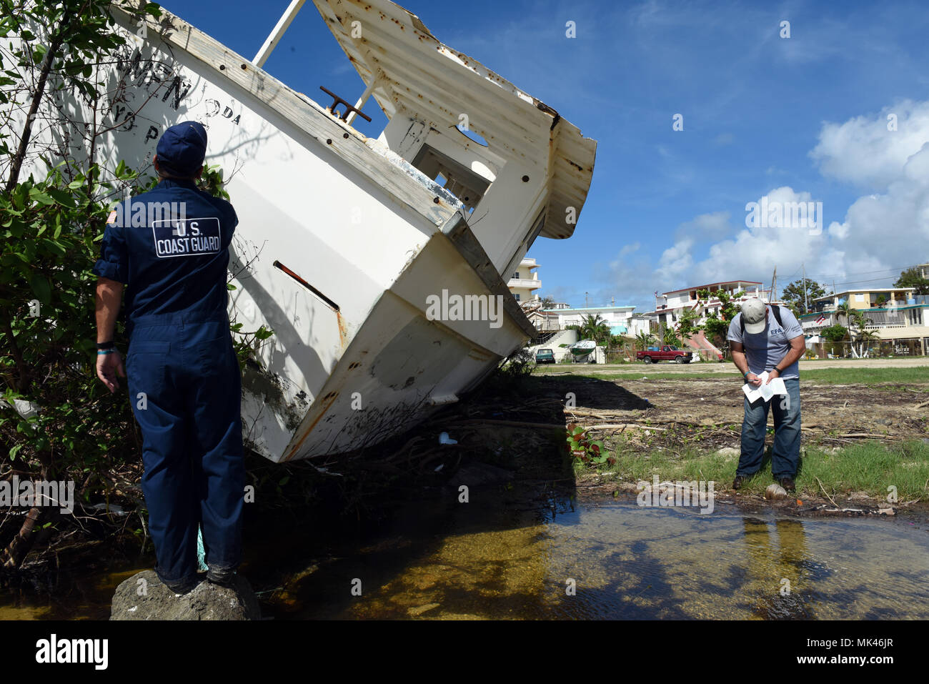Environmental protection agency technician hi-res stock photography and ...