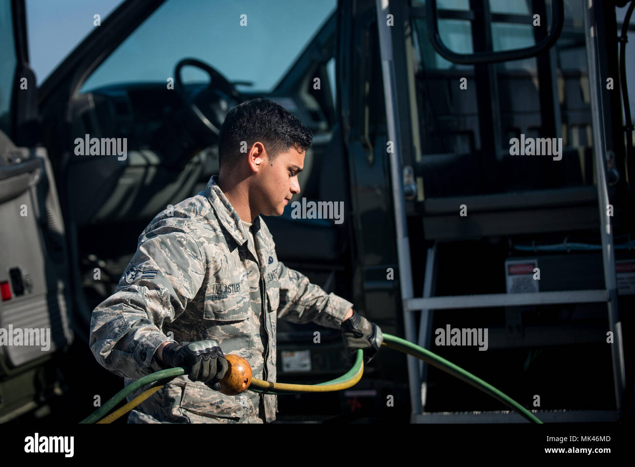 Refueling Wing Fuels High Resolution Stock Photography and Images - Alamy