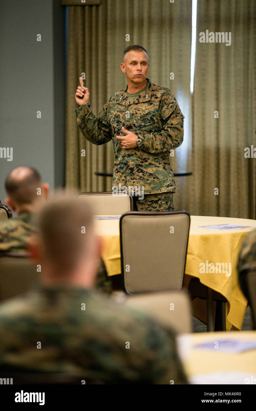 Maj gen glavy hi-res stock photography and images - Alamy