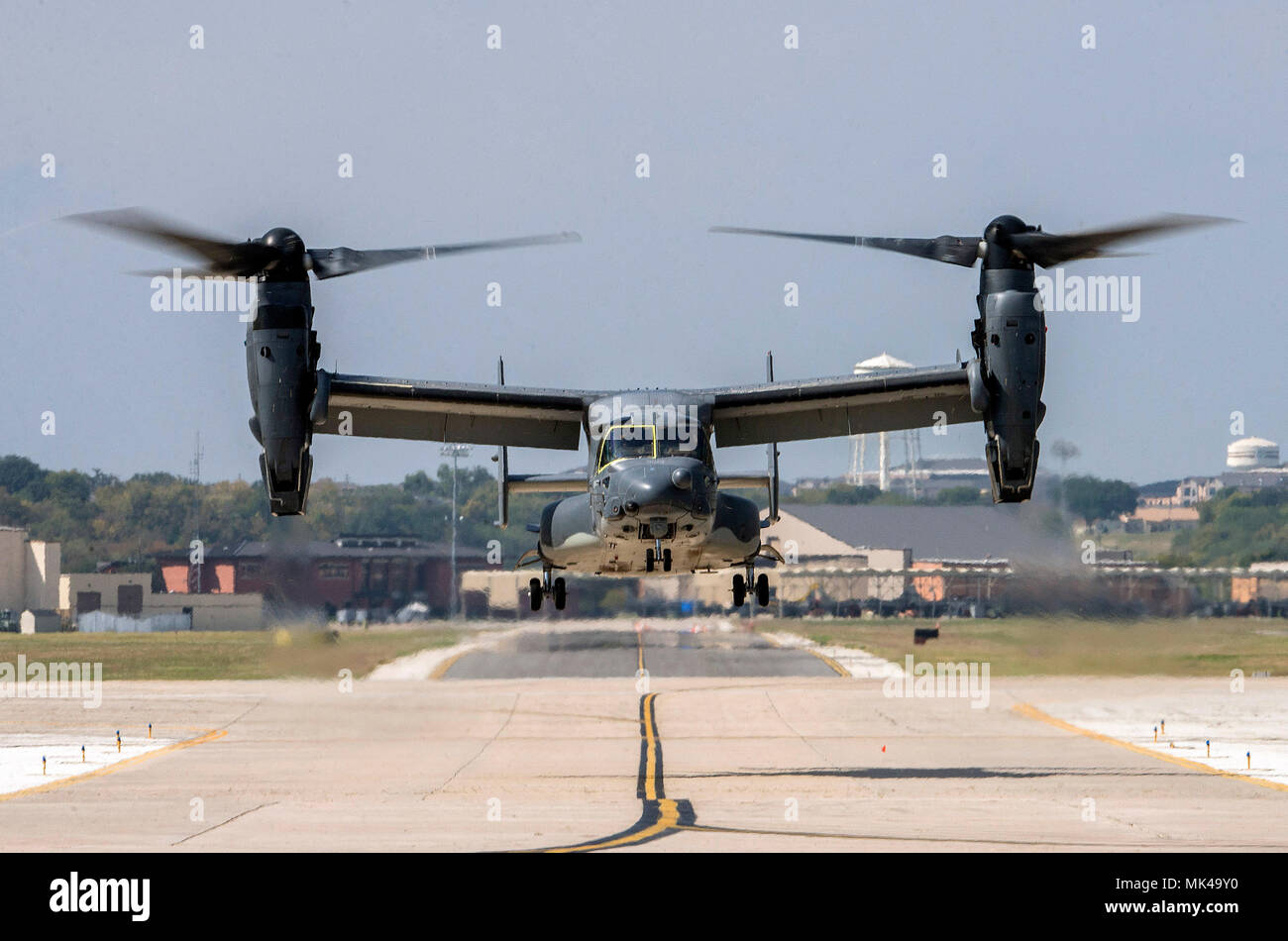 The U.S. Air Force Osprey CV-22 performs Nov. 5, 2017, during the 2017 ...