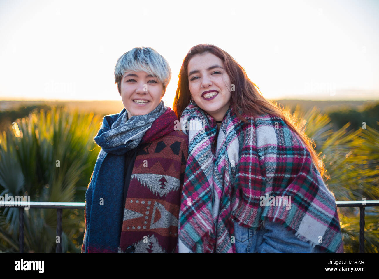Girls walking together in the sunshine hi-res stock photography and ...