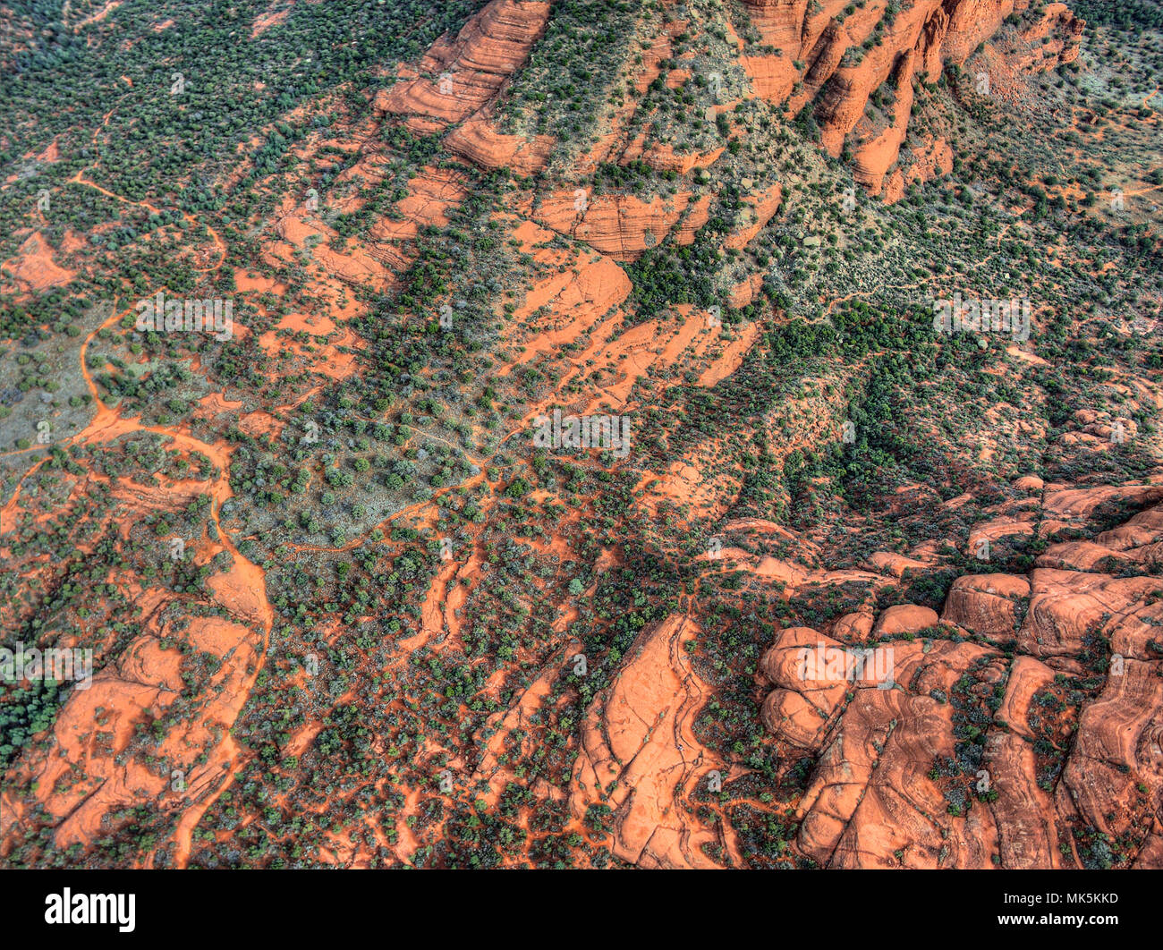 Sedona, Arizona has beautiful orange rocks and pillars in the desert ...