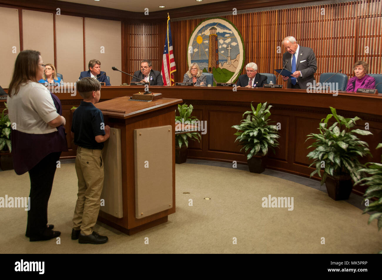 171107-N-GM597-002 Virginia Beach, Va. (Nov. 7, 2017) Virginia Beach ...