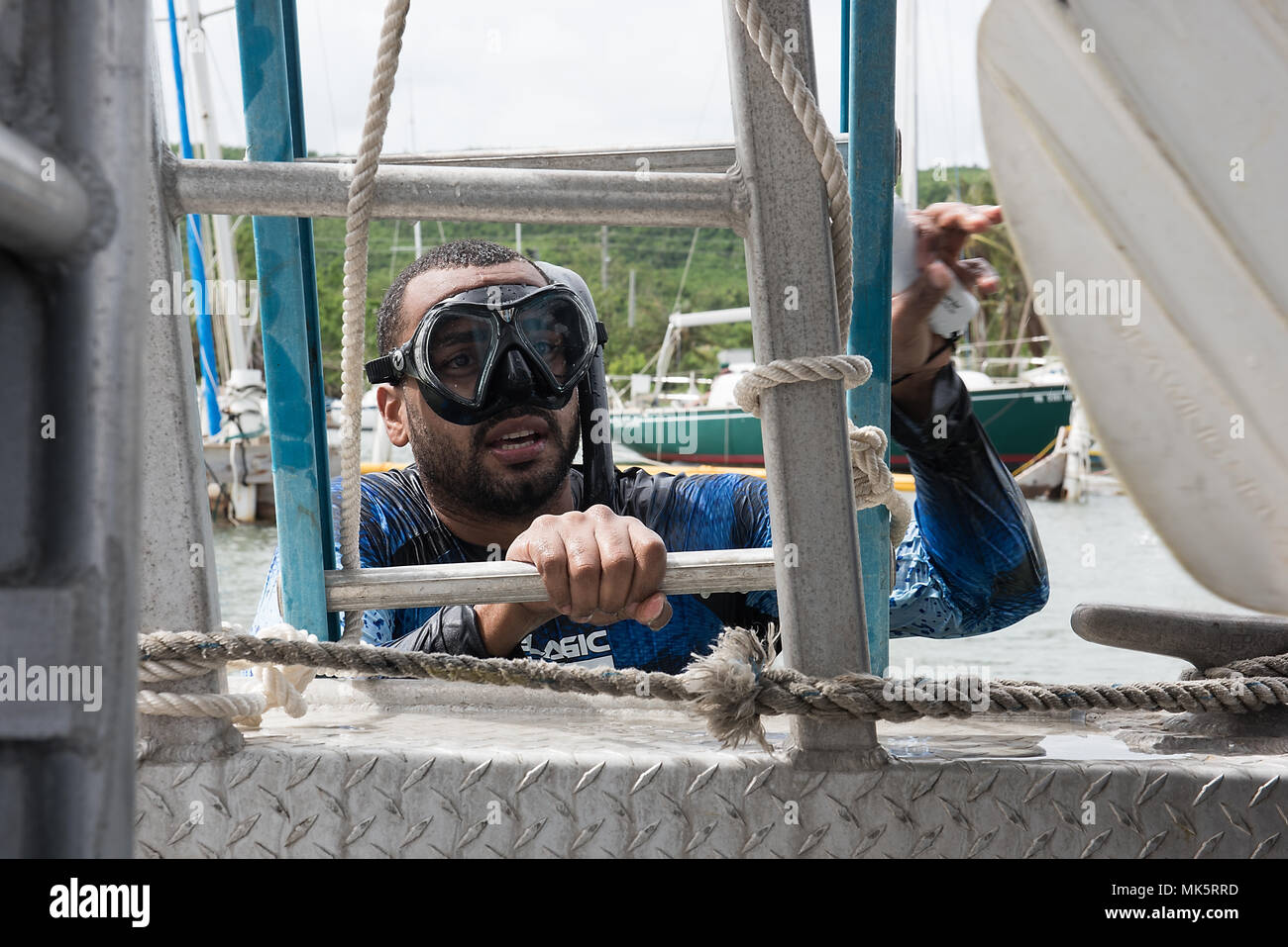 Vessel identification hi-res stock photography and images - Alamy